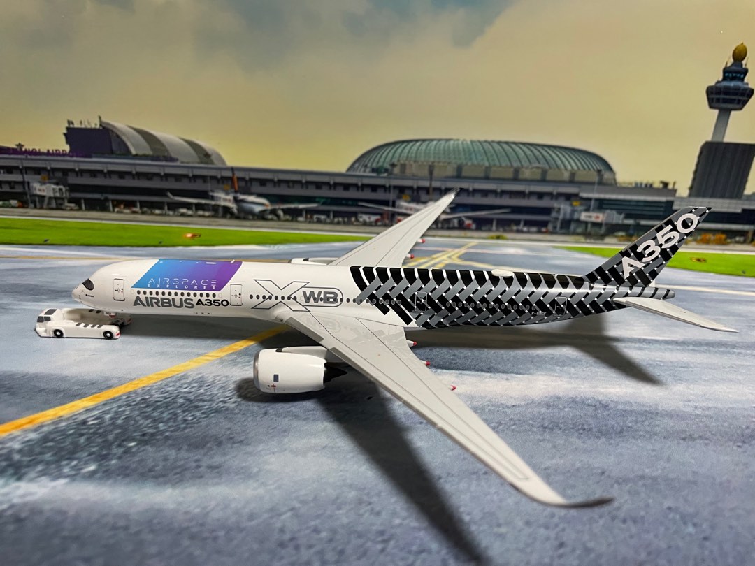 1/400 Airbus A350 Airspace Livery, Hobbies & Toys, Toys & Games on ...