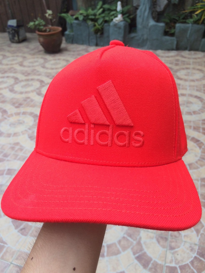 ADIDAS Cap, Men's Fashion, Watches & Accessories, Caps & Hats on Carousell