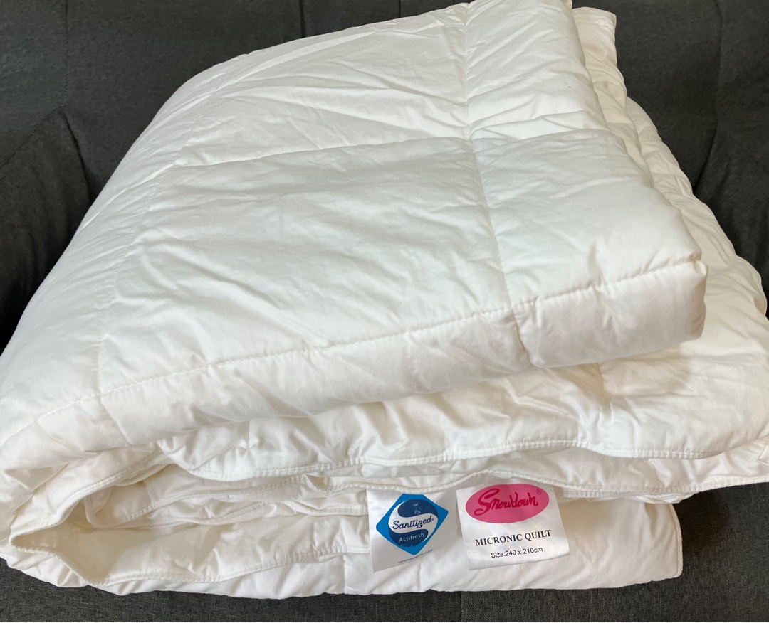 Snowdown Air-condition Quilt, Furniture & Home Living, Bedding & Towels ...