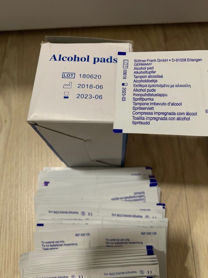 Alcohol Swab, Health & Nutrition, Health Monitors & Weighing Scales on ...