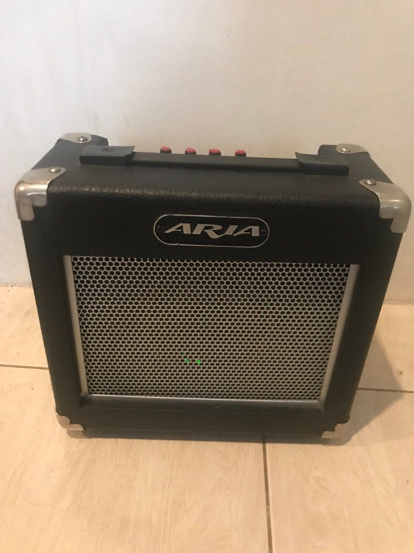 Aria guitar amplifier, Audio, Soundbars, Speakers & Amplifiers on Carousell