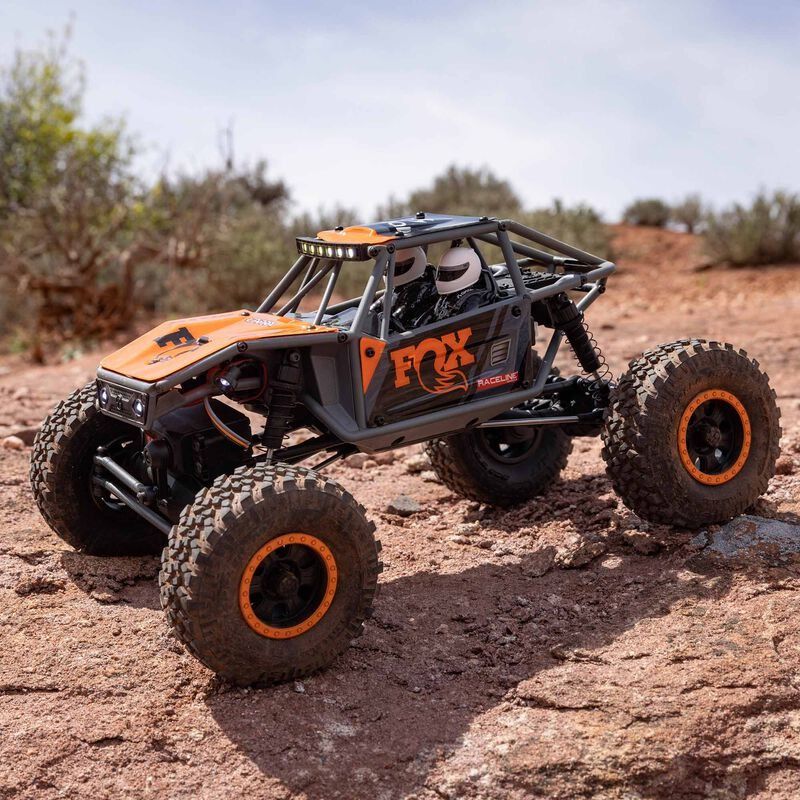 Axial 1/18 UTB18 Capra 4WD Unlimited Trail Buggy RTR, Grey, Hobbies ...