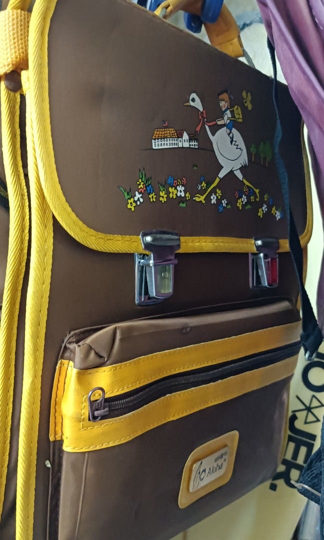 Beg sekolah lama vintage NOS, Hobbies & Toys, Collectibles ...