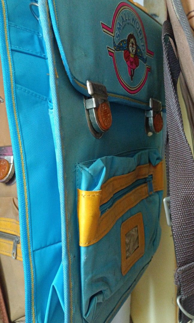 Beg sekolah lama vintage NOS, Hobbies & Toys, Collectibles ...