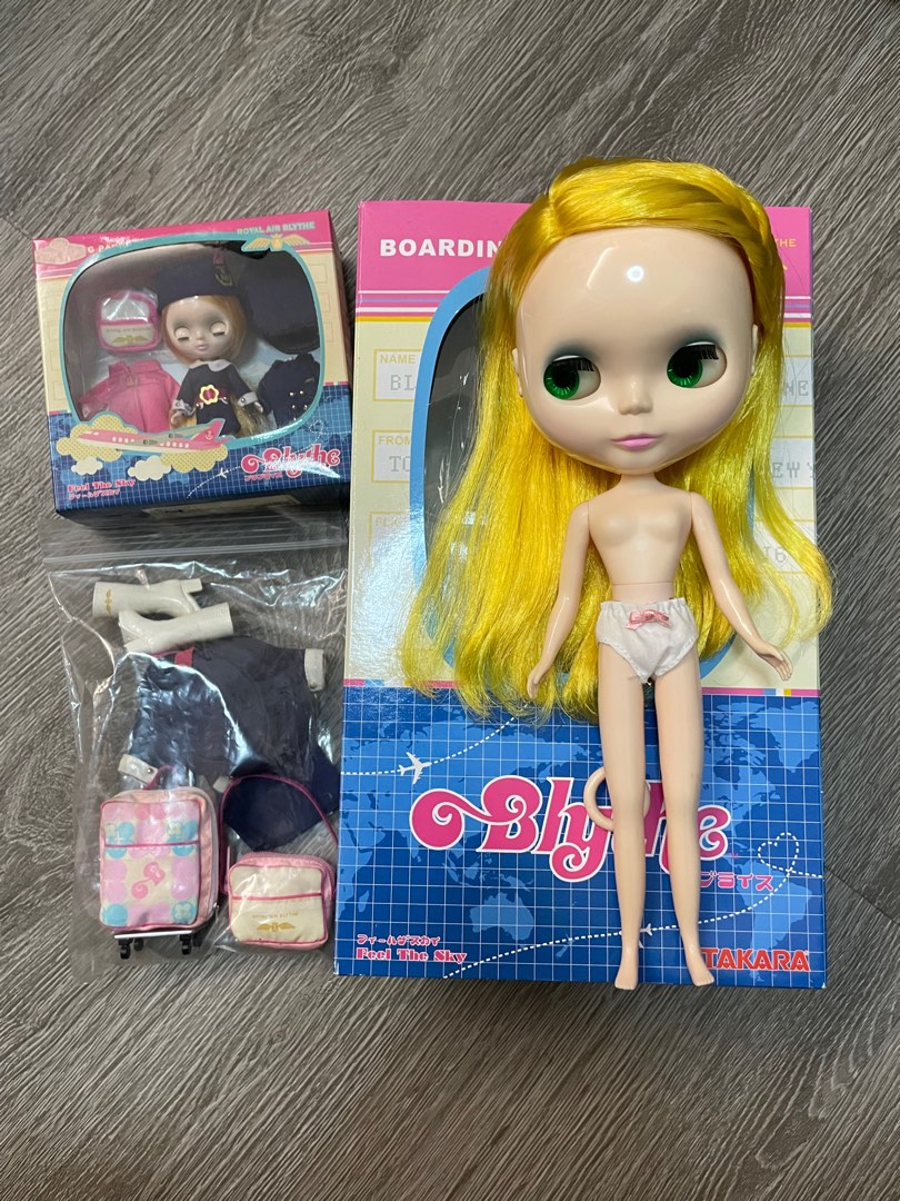 blythe sbl 空姐, 興趣及遊戲, 玩具 & 遊戲類 - Carousell