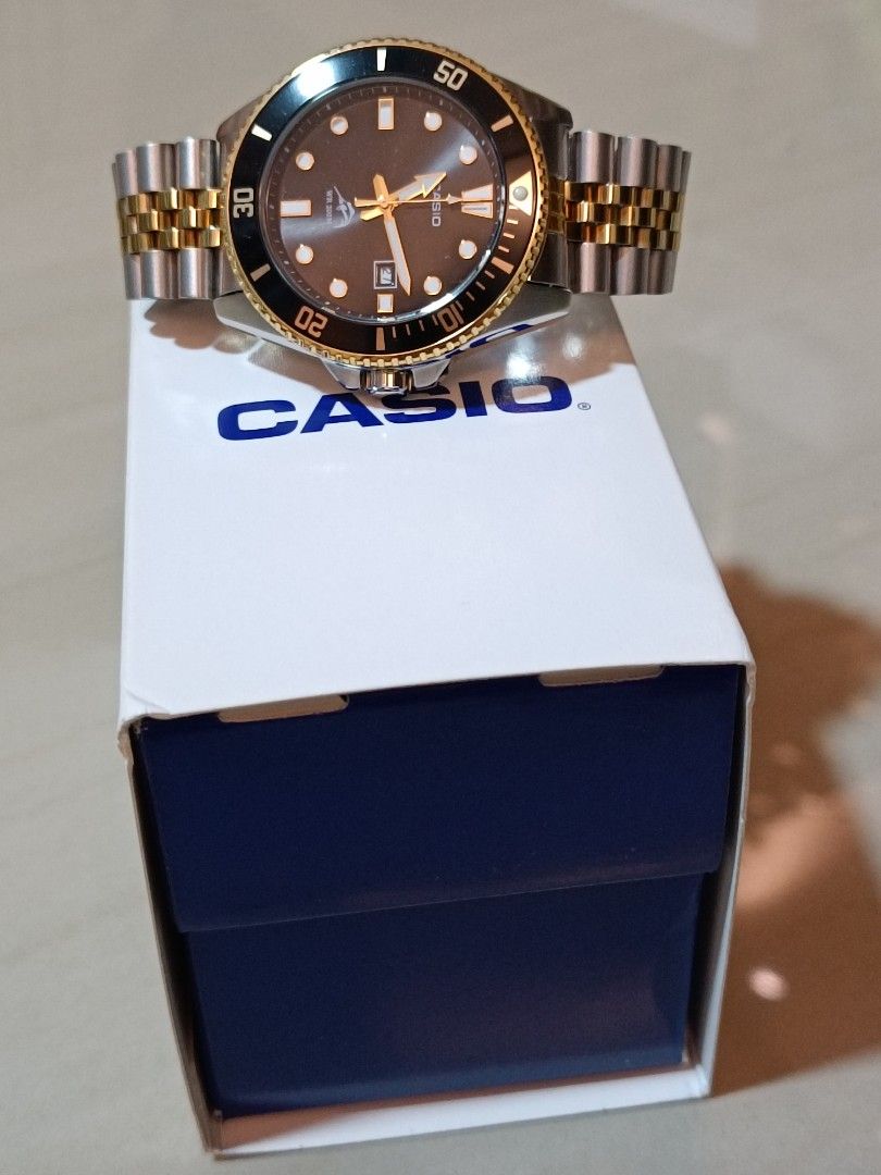 Casio duro two tone jubilee, Men's Fashion, Watches & Accessories ...