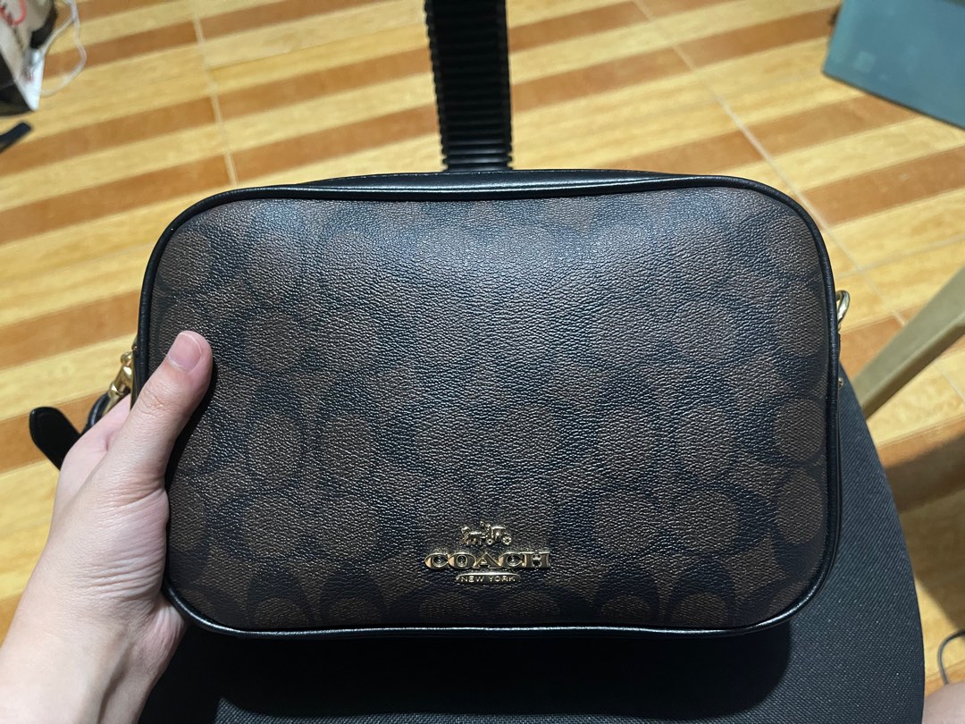 Coach Jes Camera Bag, Women's Fashion, Bags & Wallets, Cross-body Bags ...