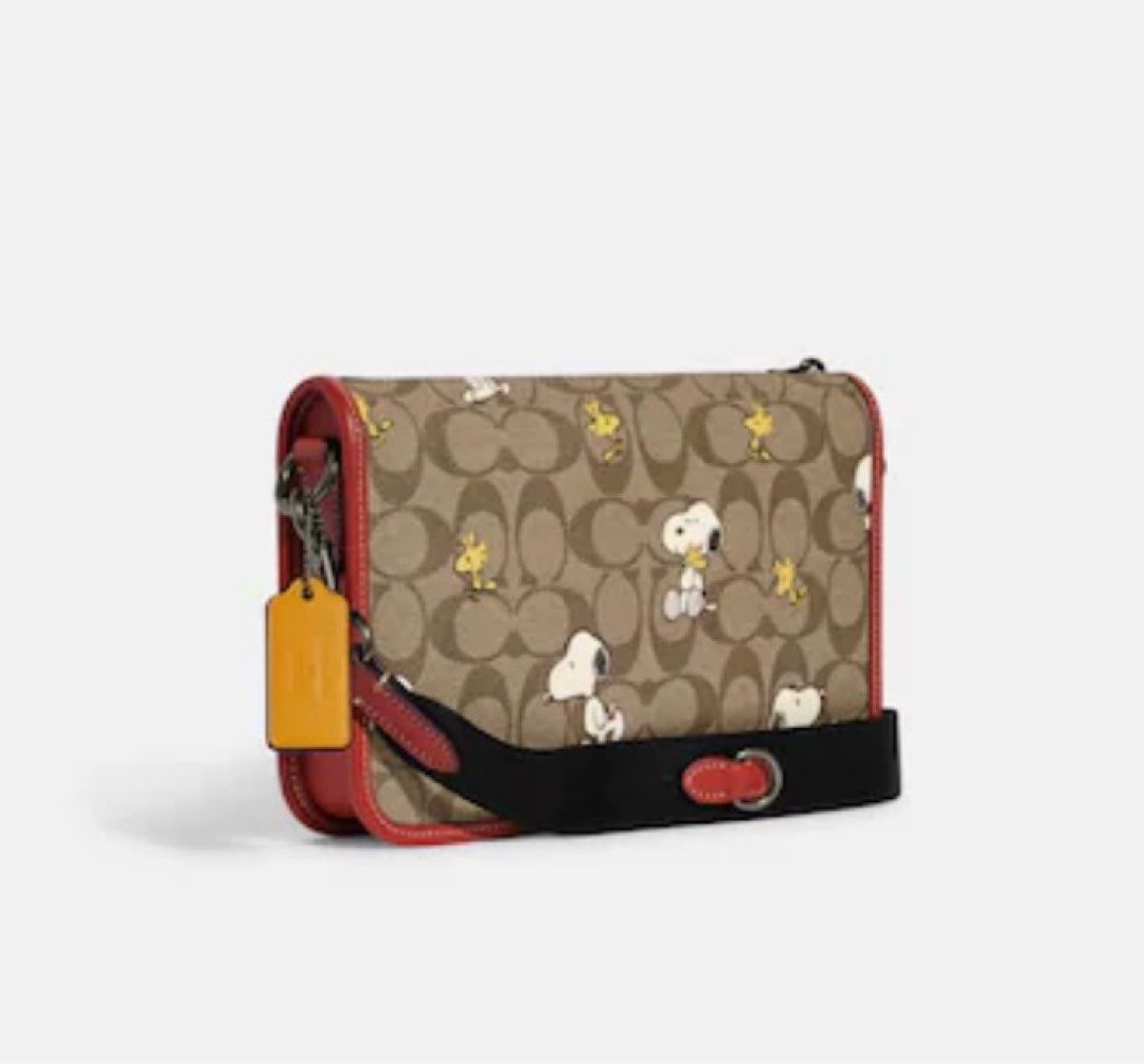 Coach Snoopy 2 In 1 Crossbody Bag, Men's Fashion, Bags, Sling Bags on ...
