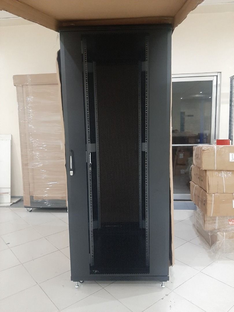 Data Cabinet | IDF 2u 4u 6u 9u 12u 15u 18u 22u 27u 32u 42u, Computers & Tech, Parts ...