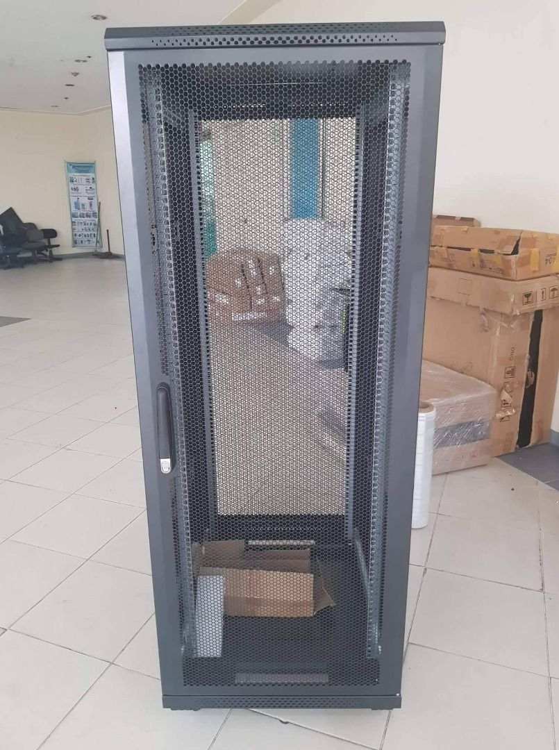 Data Cabinet | IDF 2u 4u 6u 9u 12u 15u 18u 22u 27u 32u 42u, Computers & Tech, Parts ...