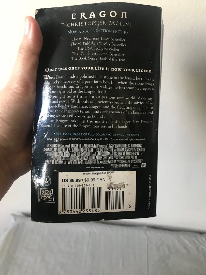 Eragon by Christopher Paolini, Hobbies & Toys, Books & Magazines, Fiction & Non-Fiction on Carousell