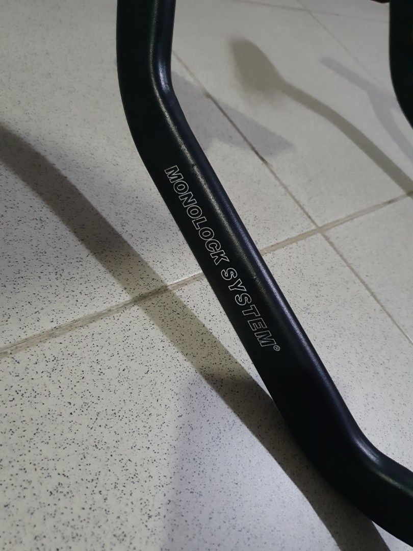 GIVI Top Box rack CBR150R, Motorcycles, Motorcycle Accessories on Carousell