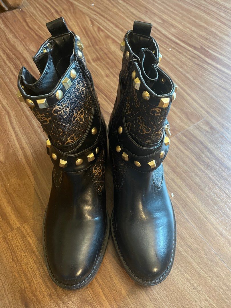 Guess Boots, Women's Fashion, Footwear, Boots on Carousell