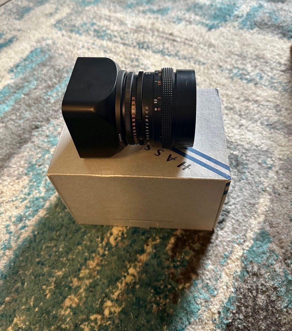 Hasselblad 503Cxi, Photography, Cameras on Carousell