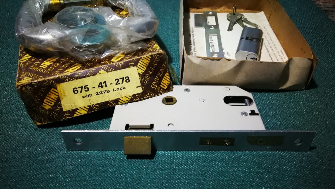 UNION home door lock set., Furniture & Home Living, Security & Locks ...