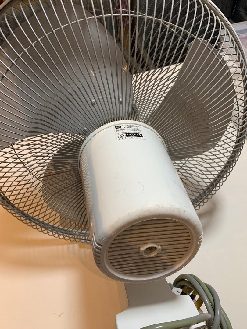 KDK M40CS Wall Mounted Fan, TV & Home Appliances, Other Home Appliances ...