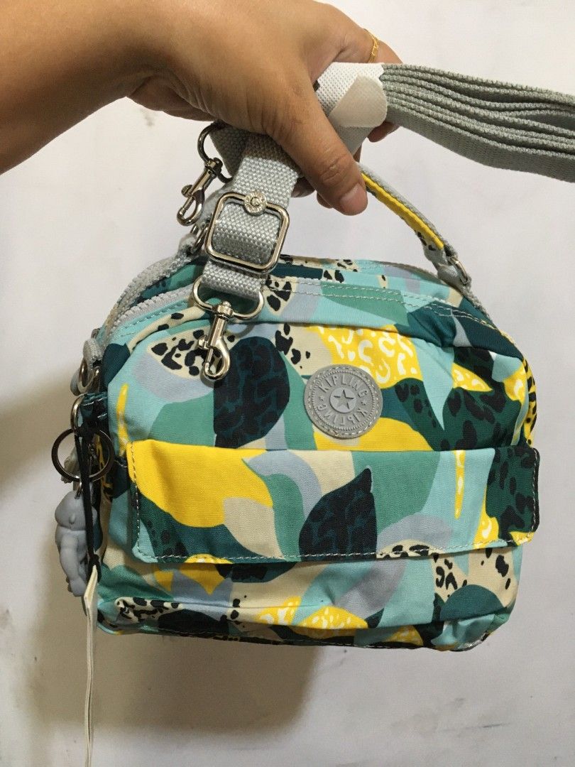 Kipling Candy 2way Bag in Urban Jungle, Women's Fashion, Bags & Wallets ...