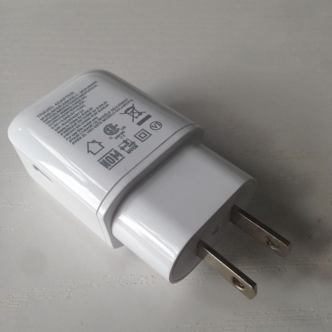 LG MCS-N04WR USB-C Fast Adaptive Charger USED 5V- 3A Nexus 5X原廠Type C旅行 ...
