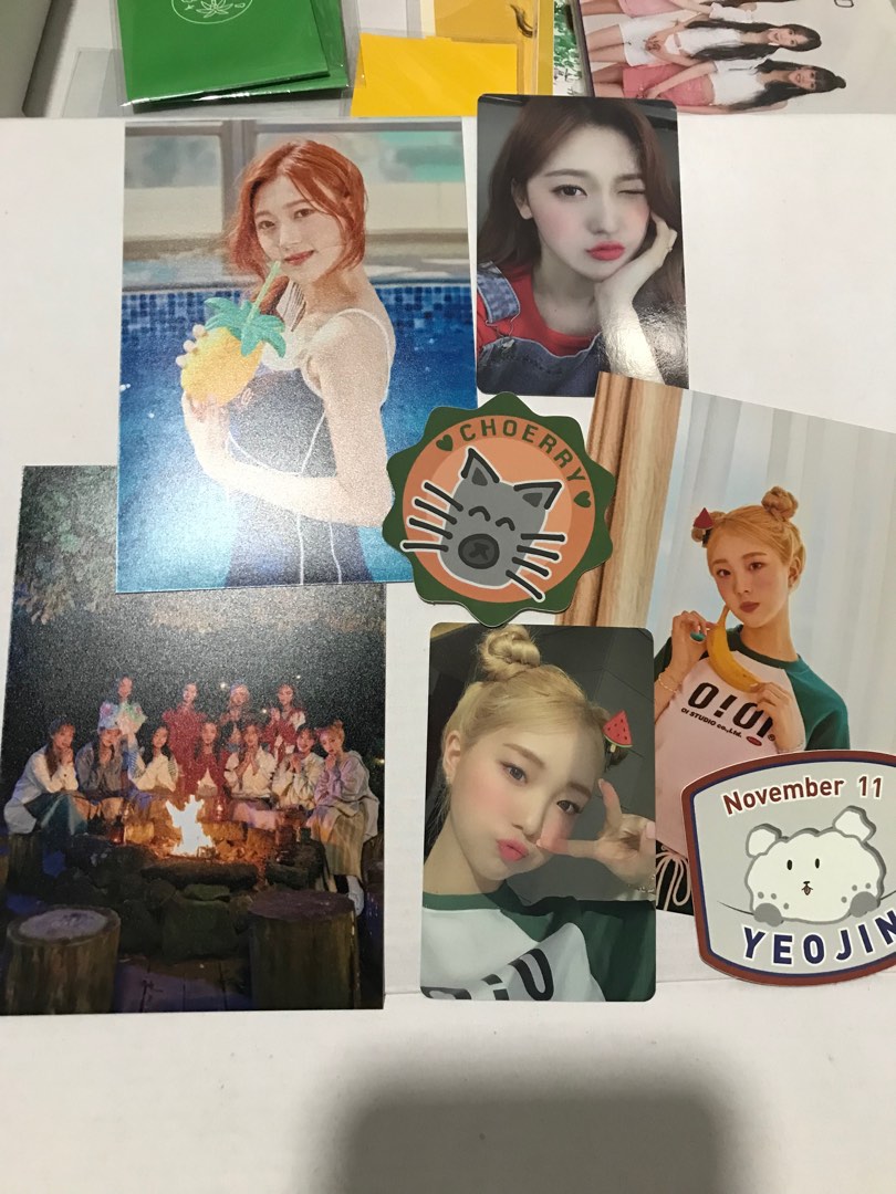 Loona Island Choerry YeoJin post card pc sticker, Hobbies & Toys ...