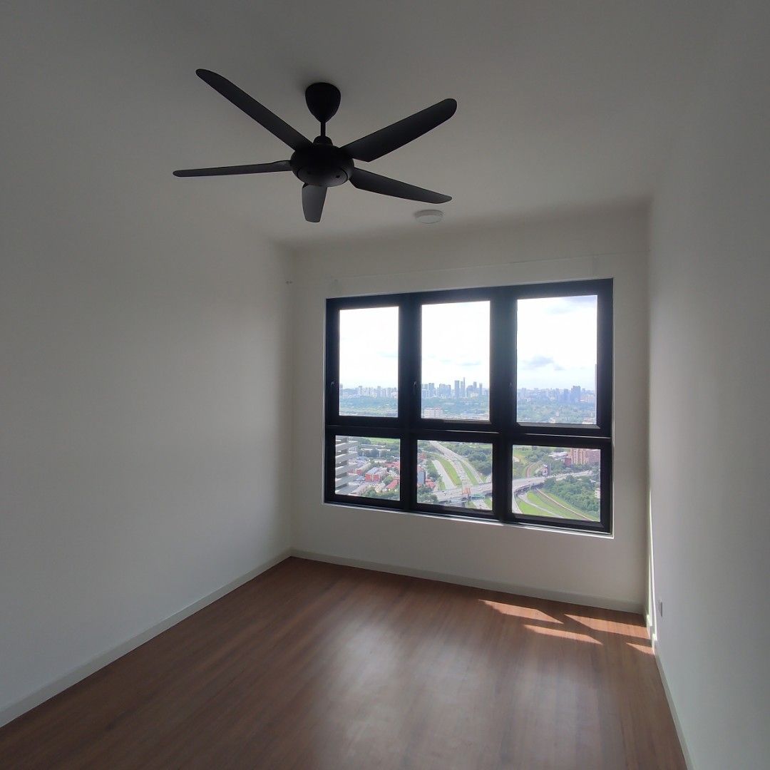 M Vertical for rent, Property, Rentals on Carousell
