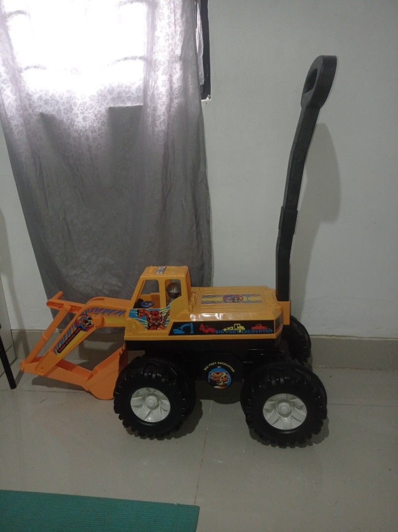 Mainan Anak Excavator Backhoe, Toys & Collectibles, Mainan di Carousell