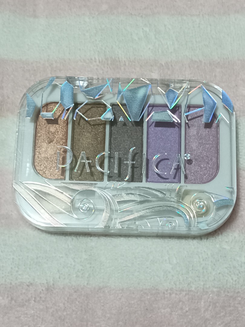 Pacifica Eyeshadow palette kit, Beauty & Personal Care, Face, Makeup on ...