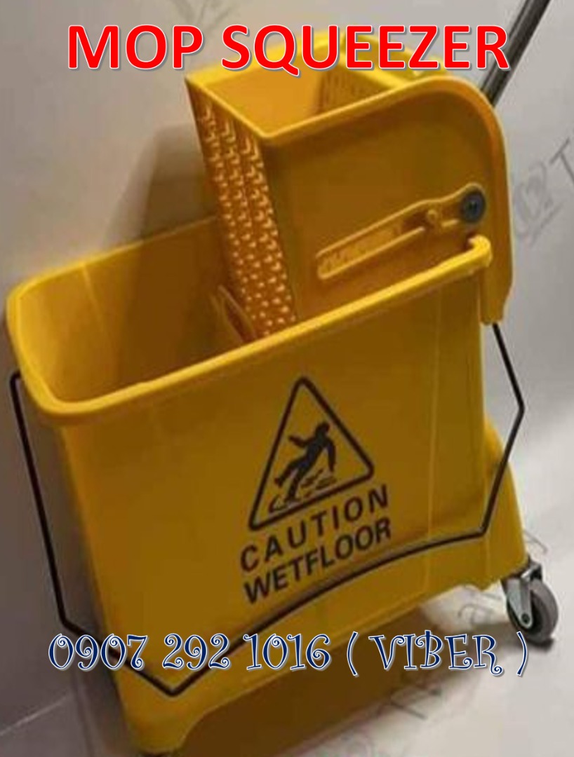 Mop squeezer w/wheels 23, Furniture & Home Living, Cleaning & Homecare ...