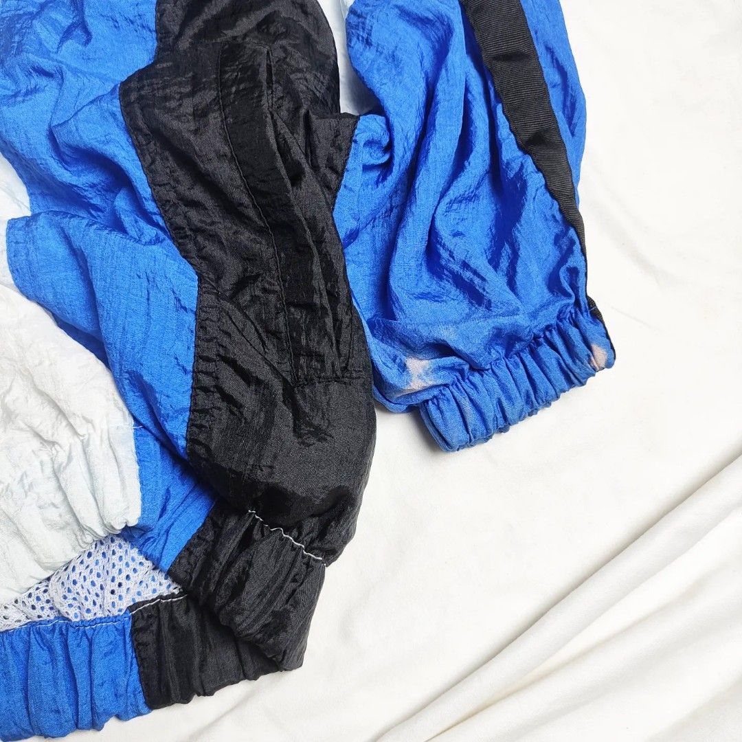 Nike Pinwheel 90's, Fesyen Pria, Pakaian , Atasan di Carousell