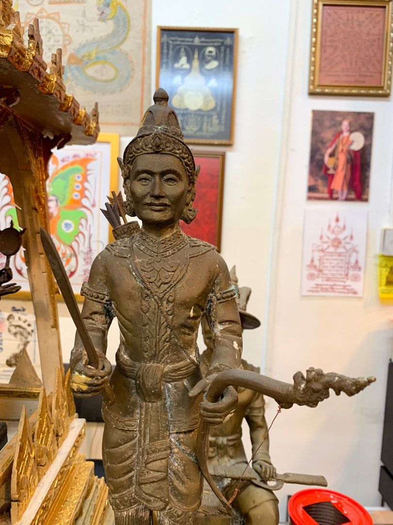 Phi Ye Phi Chai, Hobbies & Toys, Memorabilia & Collectibles, Vintage Collectibles on Carousell