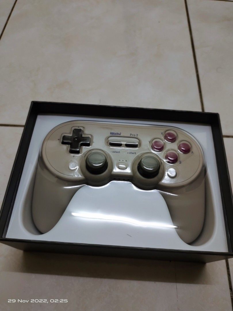 Pro 2 Bluetooth gamepad (old school style), Video Gaming, Video Game ...