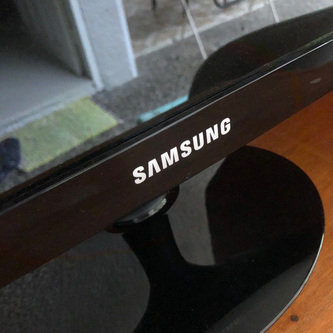 Samsung LED Monitor, Computers & Tech, Parts & Accessories, Monitor ...