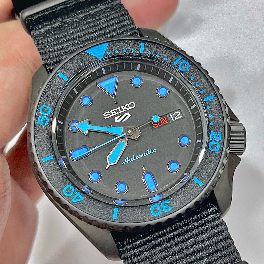 Seiko Stealth All Black 5KX with Blue Markers on Batman Nato strap ...