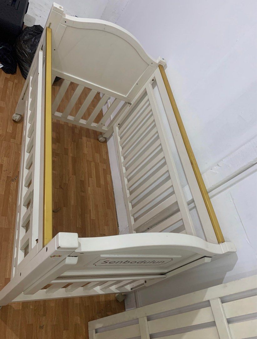 Senbodulun 3 in 1 wooden crib heavy duty, Babies & Kids, Baby Nursery ...