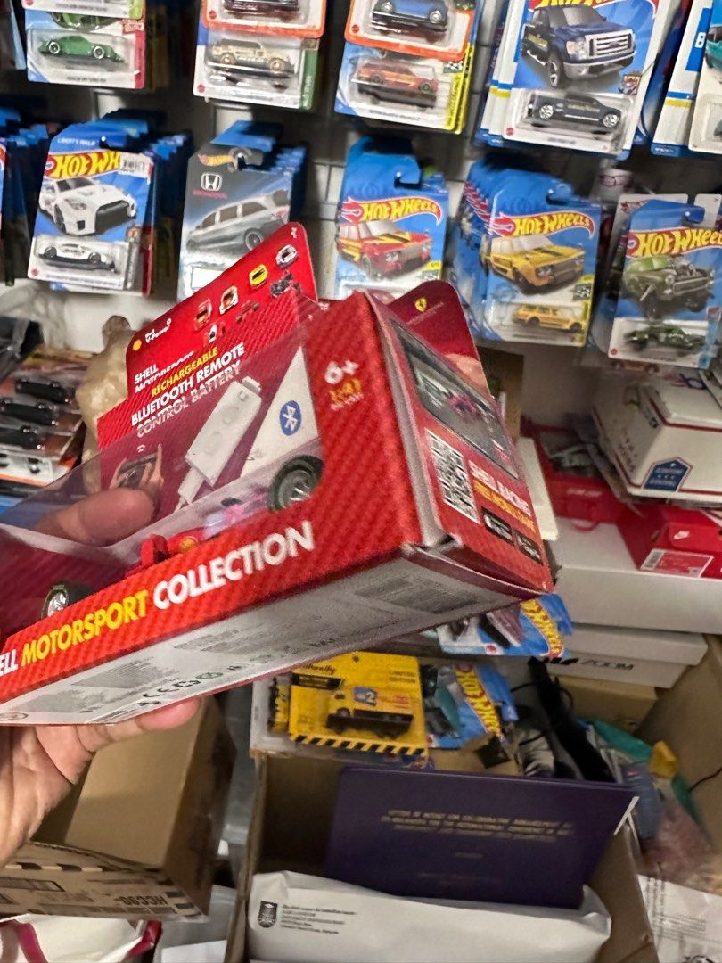 Shell Ferrari SF90 dan Battery, Hobbies & Toys, Toys & Games on Carousell