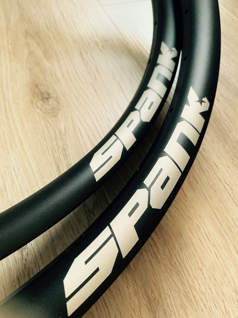 Spank oozy trail 395 + dynamal rims, Sports Equipment, Bicycles & Parts ...