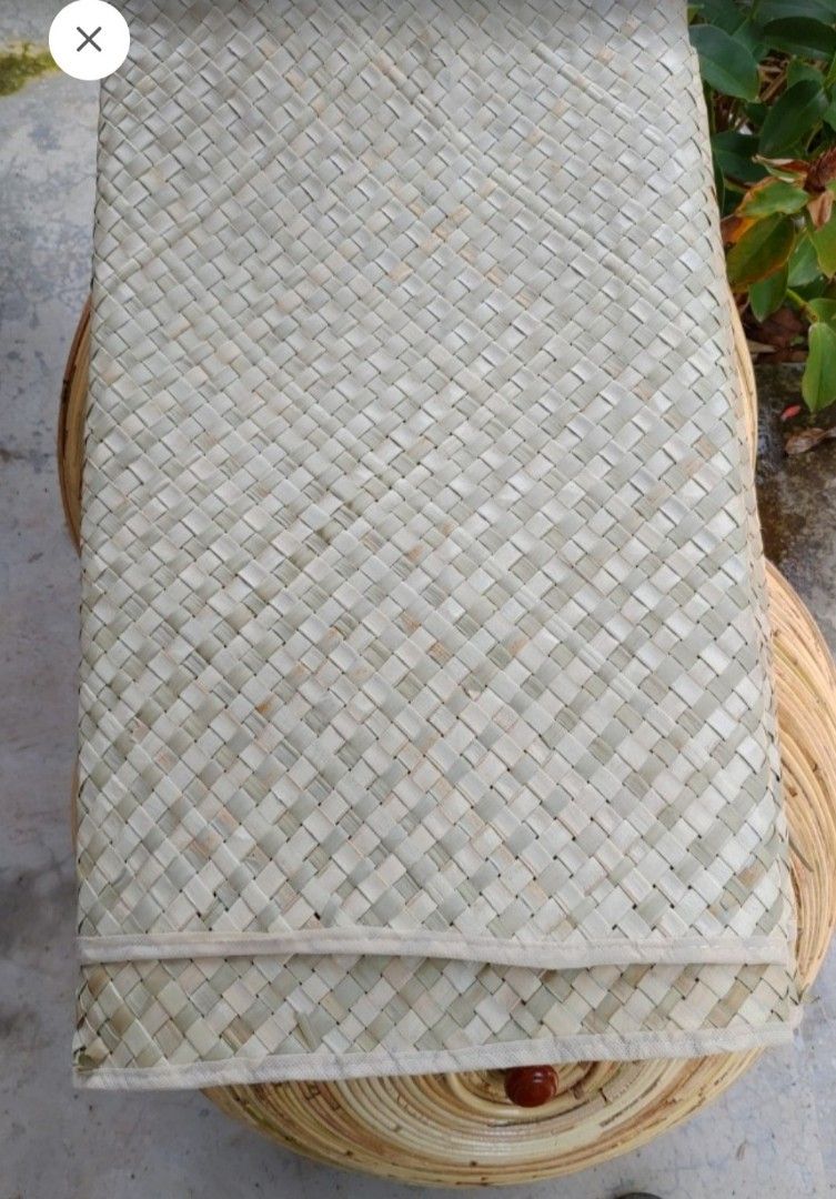 Tikar mengkuang, Furniture & Home Living, Home Decor, Carpets, Mats ...