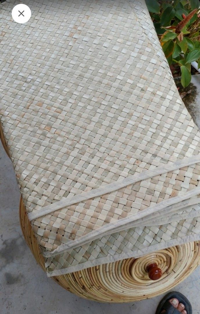 Tikar mengkuang, Furniture & Home Living, Home Decor, Carpets, Mats ...