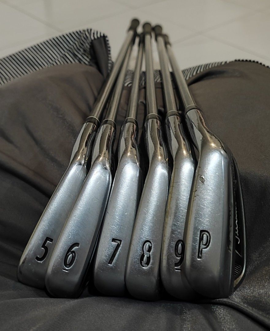 Titleist 712 AP2 with Steelfiber i80 shafts, Sports Equipment, Sports ...
