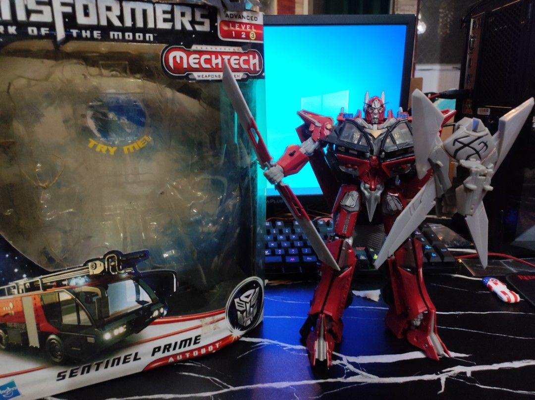 Transformers Mechtech Sentinel Prime, Hobbies & Toys, Toys & Games on ...