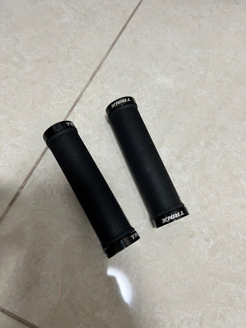 Trinx MTB handle bar grip, Sports Equipment, Bicycles & Parts, Parts ...