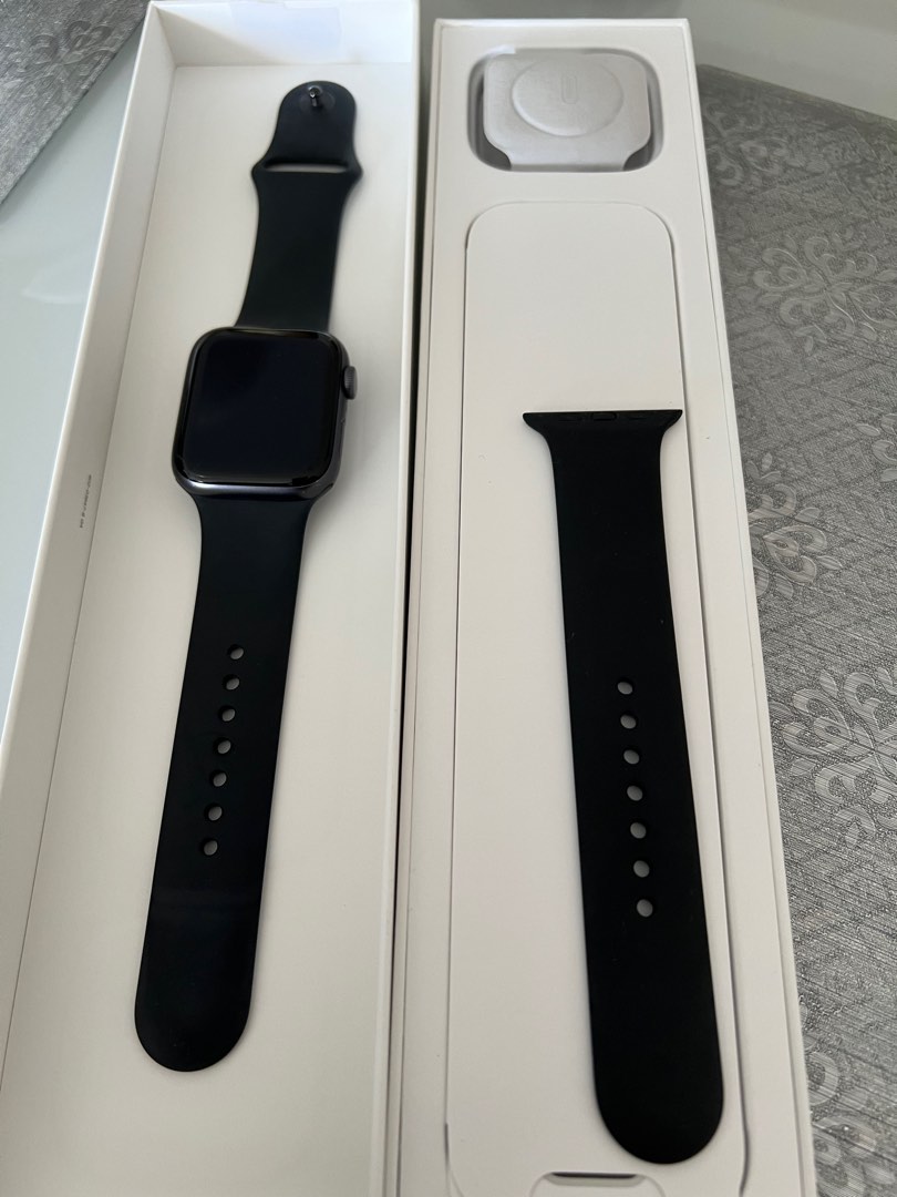 Used iwatch series 6, GPS 44mm, Mobile Phones & Gadgets, Wearables ...