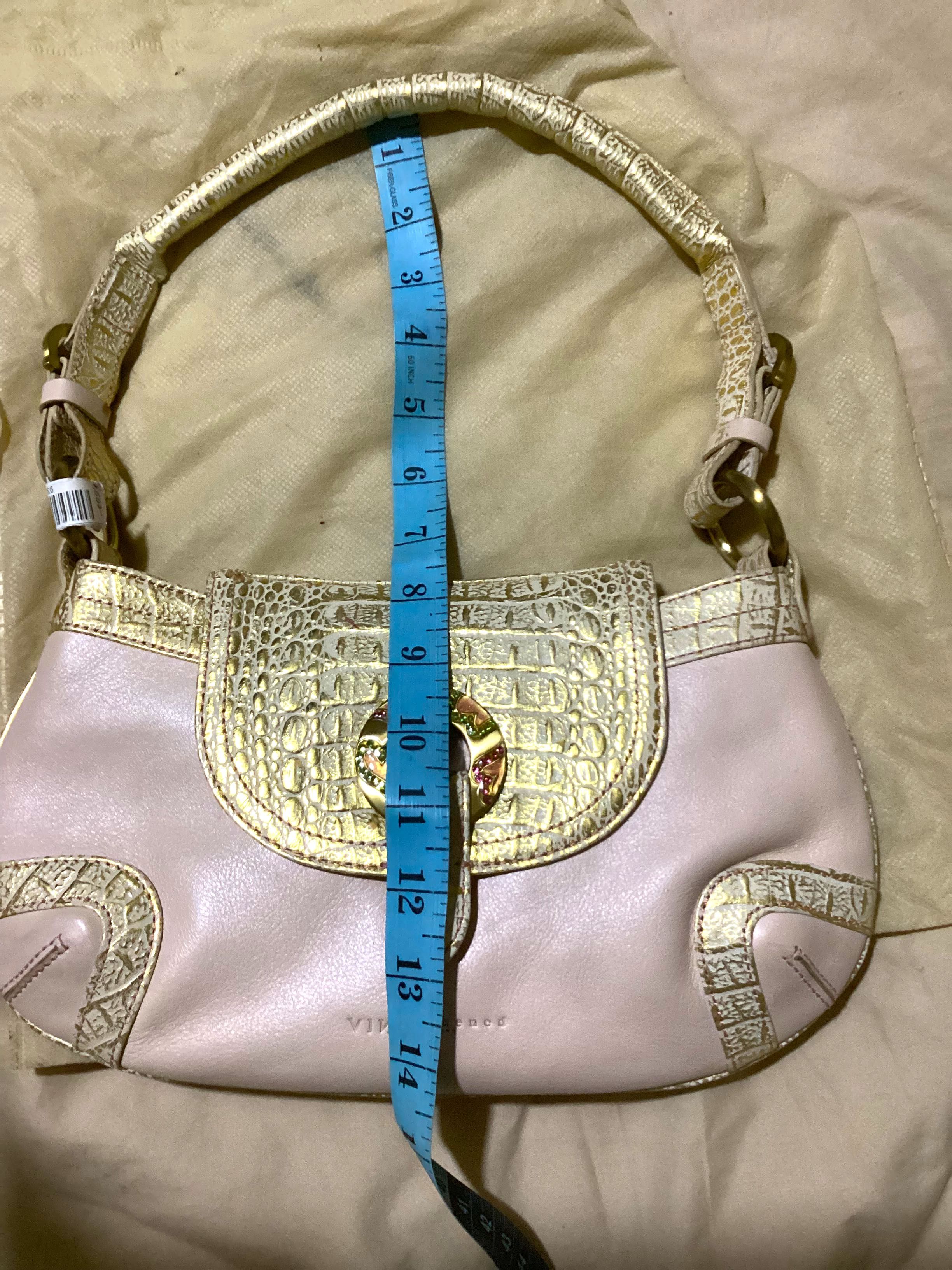 Vincis Bench baguette, Luxury, Bags & Wallets on Carousell