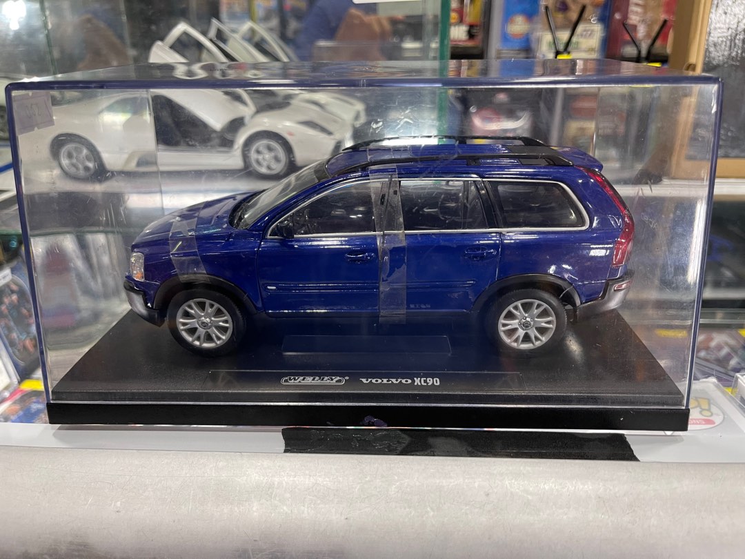 Welly Volvo XC90 Diecast, Hobbies & Toys, Toys & Games on Carousell