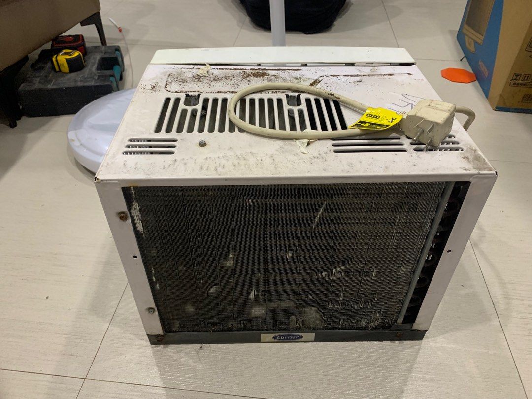 Window Type Aircon 0.75HP, TV & Home Appliances, Air Conditioning and ...