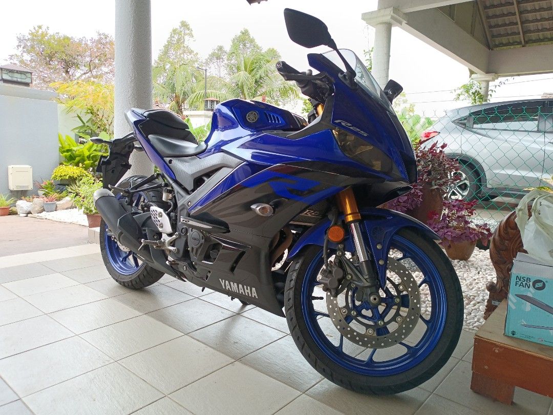 Yamaha R25, Motorbikes on Carousell
