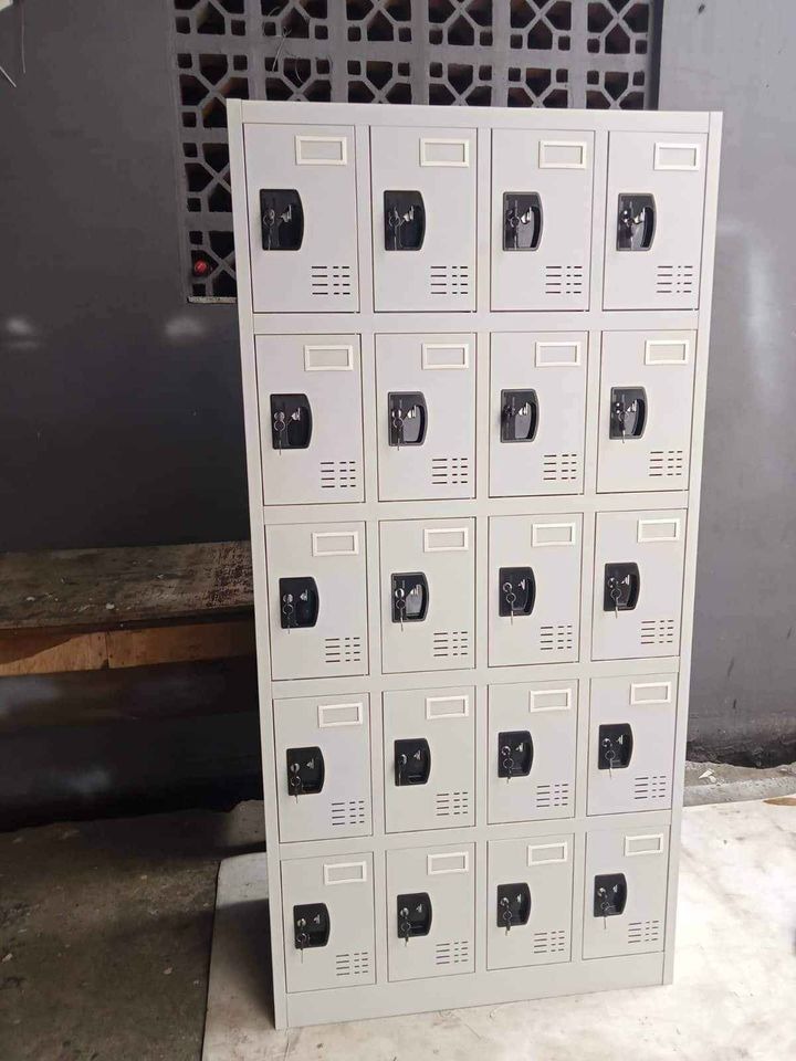 20 DOOR LOCKER -- DOBLE LOCK ( METAL ), Furniture & Home Living, Office ...