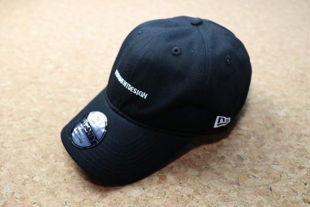 日本預訂 new era x fragment design 刺繡logo cap帽, 男裝, 手錶及配件, 棒球帽、帽 - Carousell