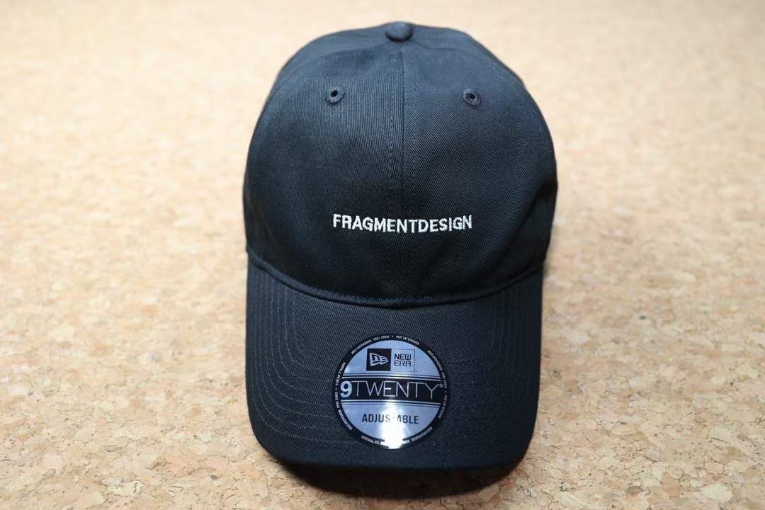 日本預訂 new era x fragment design 刺繡logo cap帽, 男裝, 手錶及配件, 棒球帽、帽 - Carousell