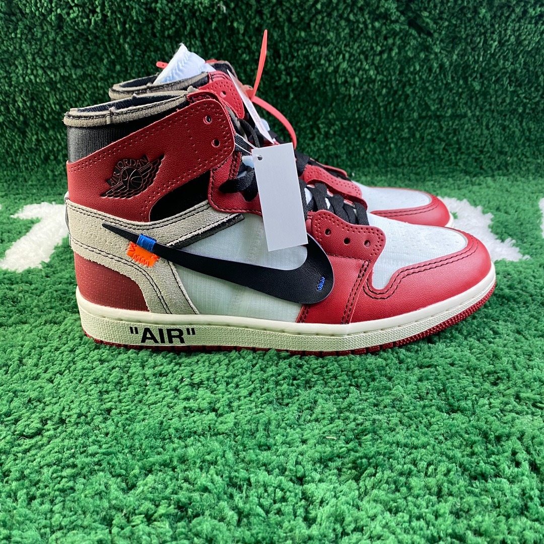 Air Jordan 1 High OFF WHITE Chicago, Men's Fashion, Footwear, Sneakers on Carousell