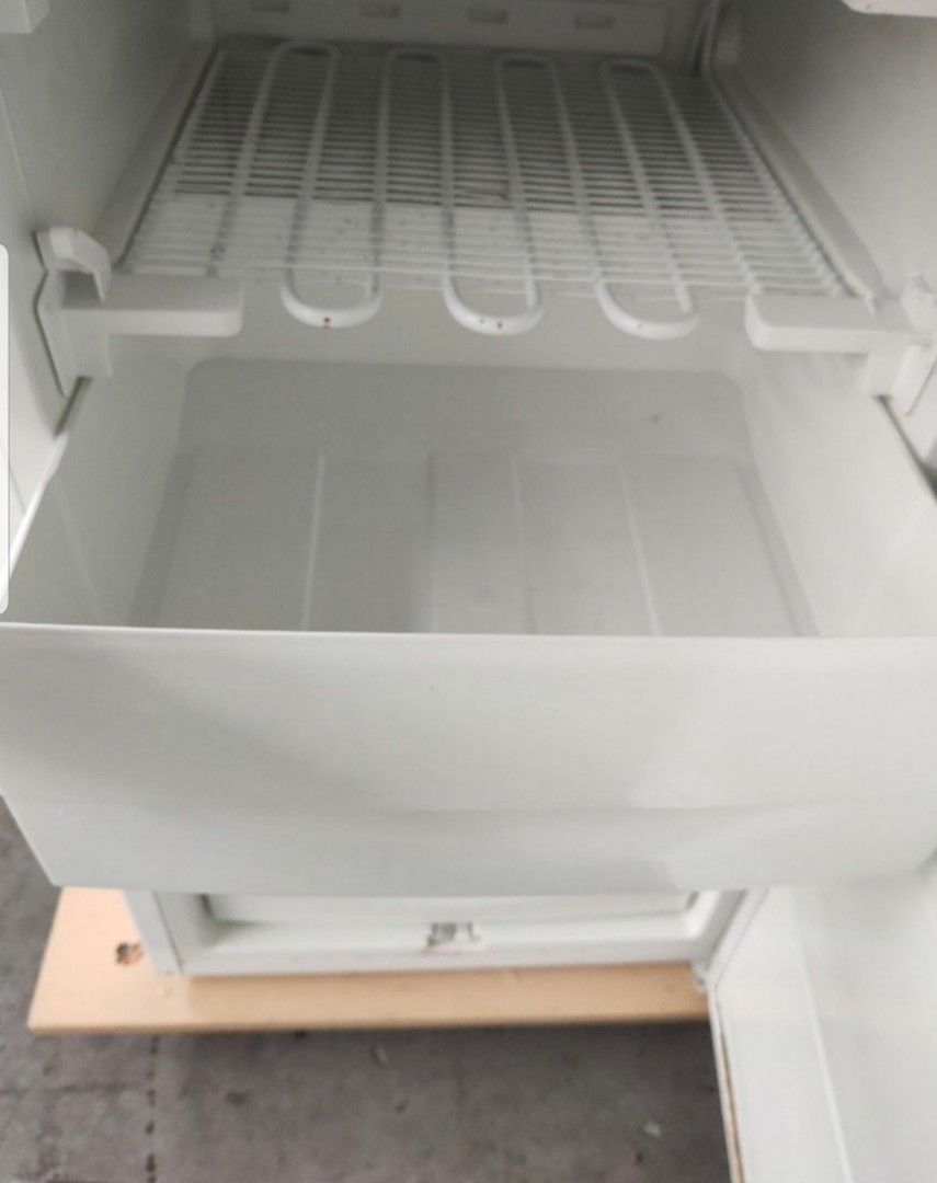 Ardo 116Litre Bar Fridge for sale @ $80 each (AAR 1535), TV & Home ...